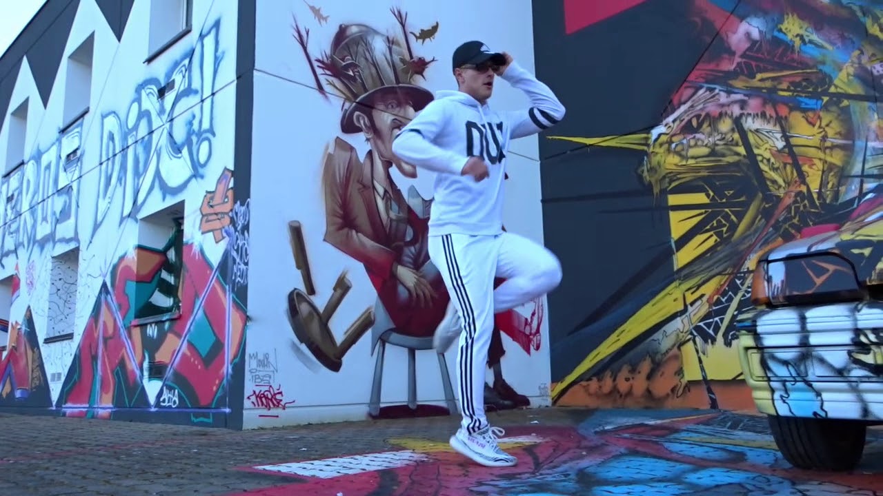 SHUFFLE WITH STREET ART! - YouTube