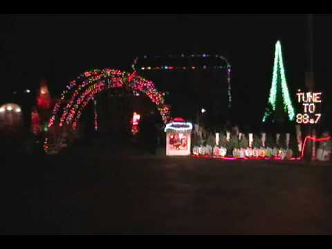 Computerized christmas lights Carol of the Bells Light-O-Rama - YouTube