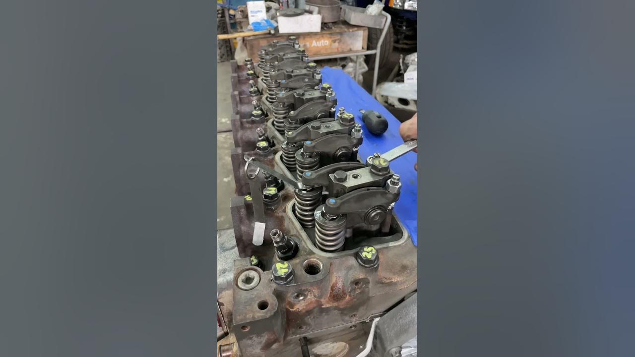 Valve Lash On A 12v Cummins Youtube