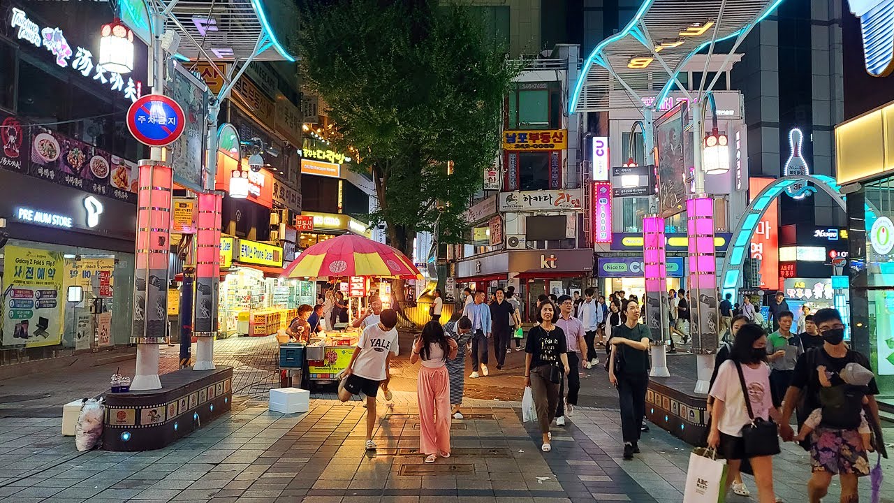 4K Busan Night Walk, NAMPODONG | Unmissable Part of Busan Trip ...