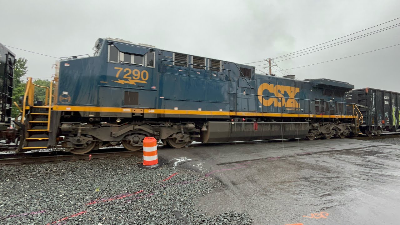 M635 Demonstrates What a 20,000 Ton Giant Demolition Unit Train Looks ...