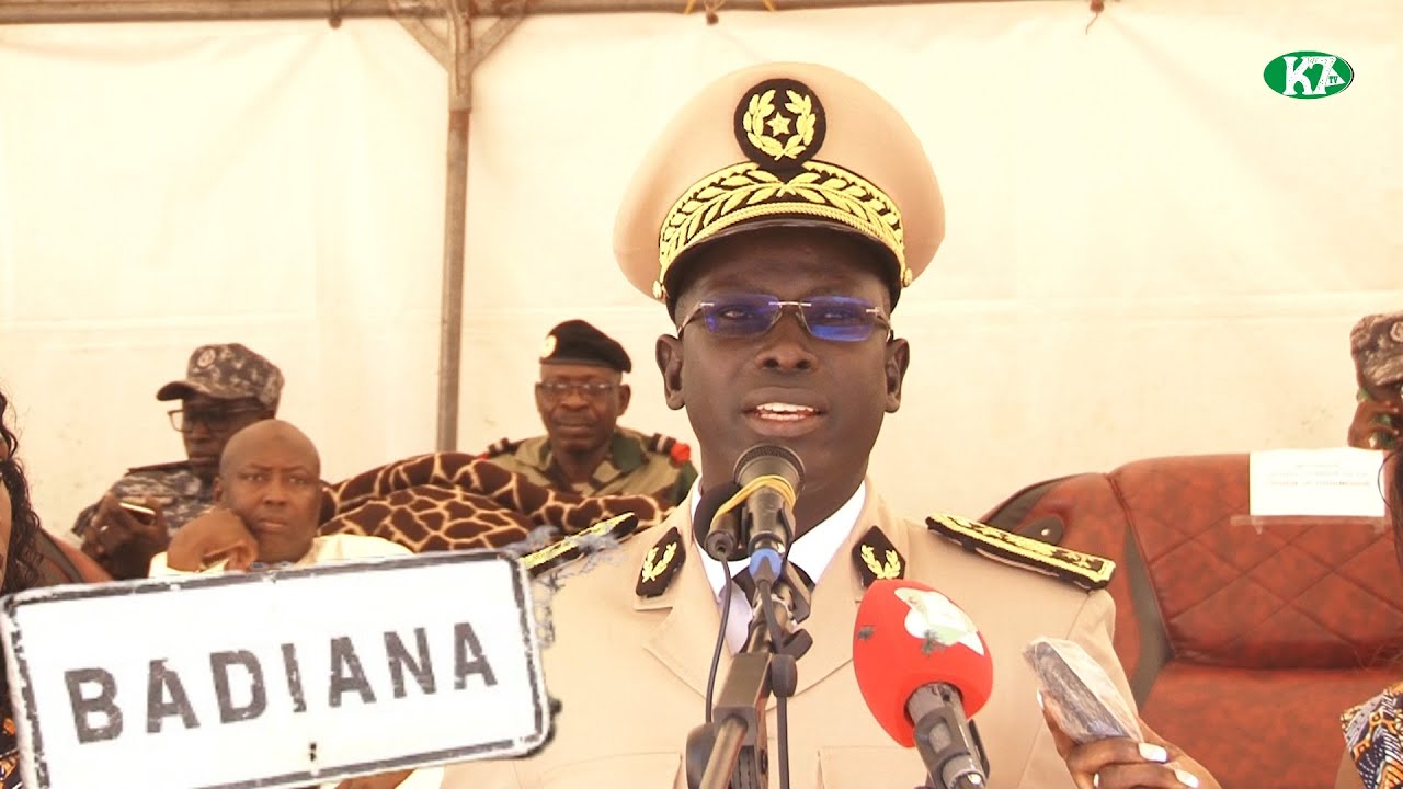 Le village de Badiana, Un Bel Exemple de Développement - YouTube