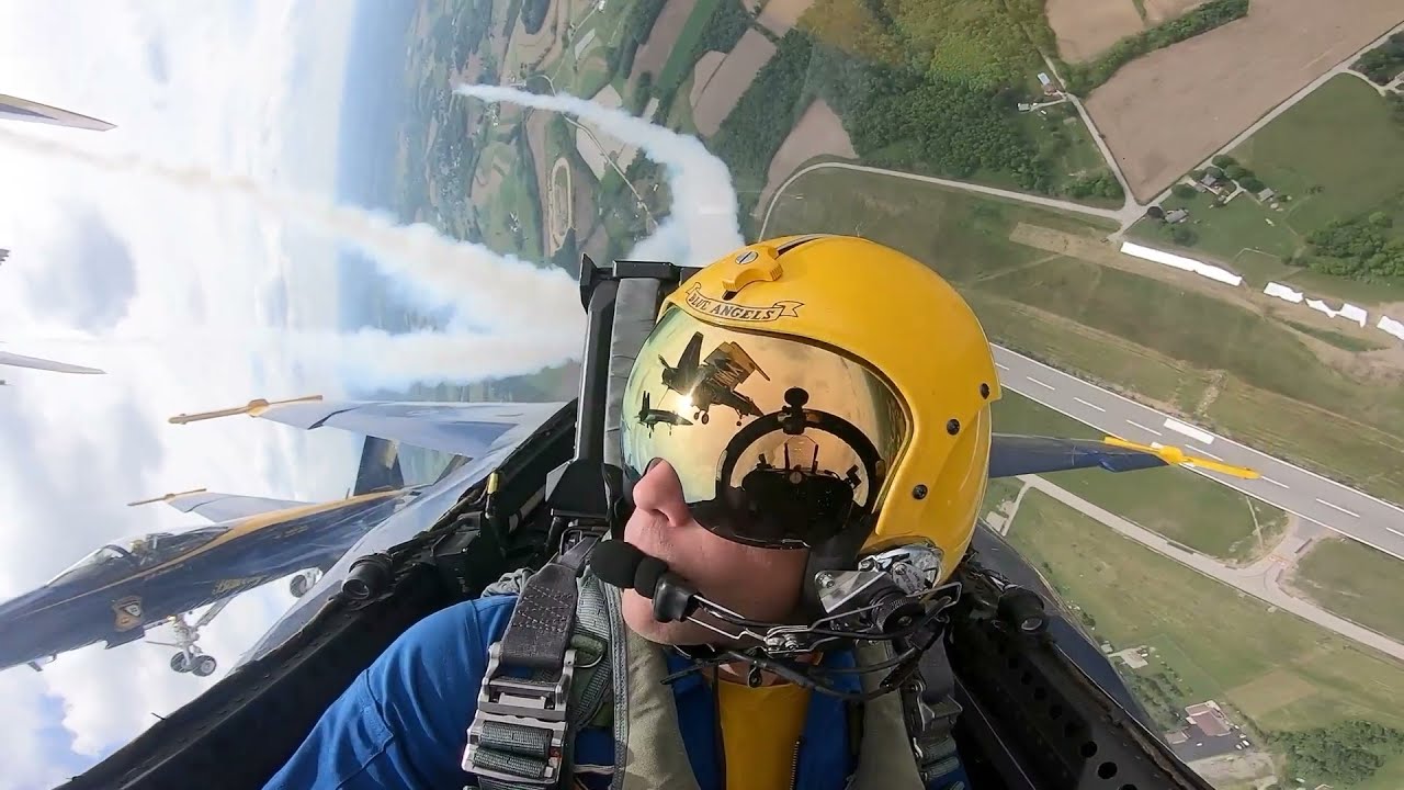Blue Angels Cockpit Footage over Latrobe, Pennsylvania - YouTube