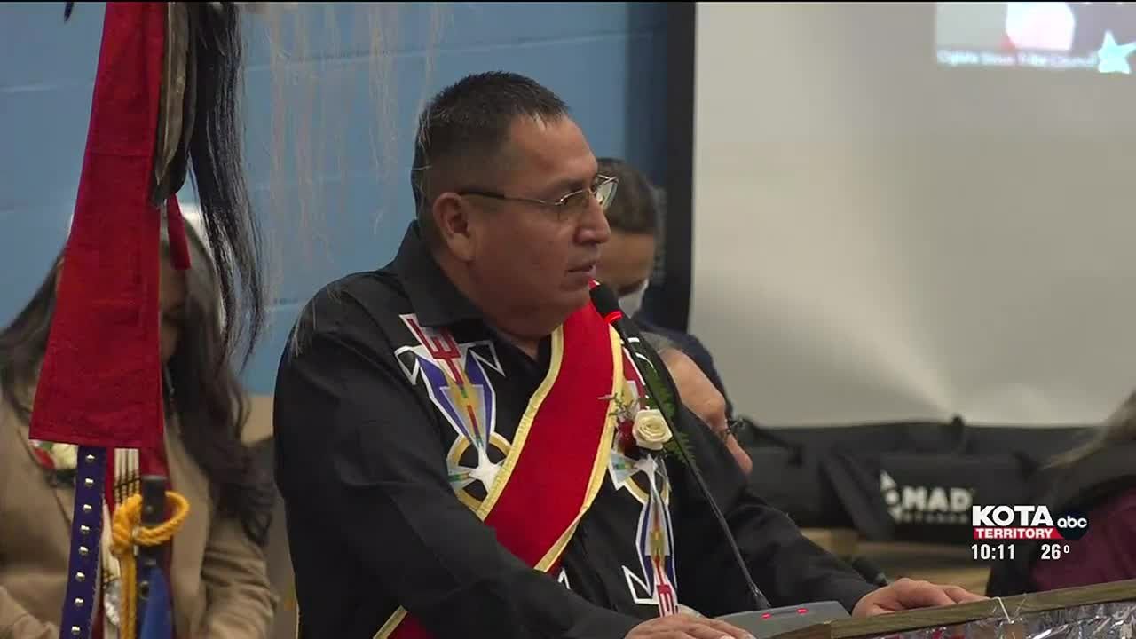 Oglala Sioux Tribe inaugurates Frank Star Comes Out as new President ...