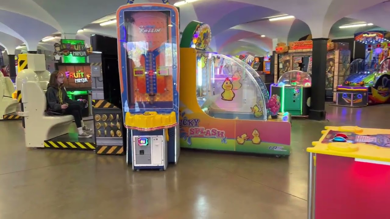 Cedar Point Coliseum Arcade 2022 - Opening Day - YouTube
