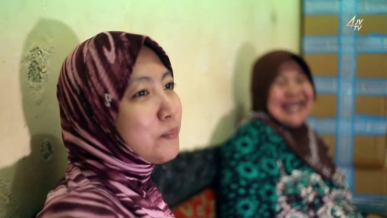 Arupadatu • Success Story 4Jovem Ibu Rini Prihatni - YouTube