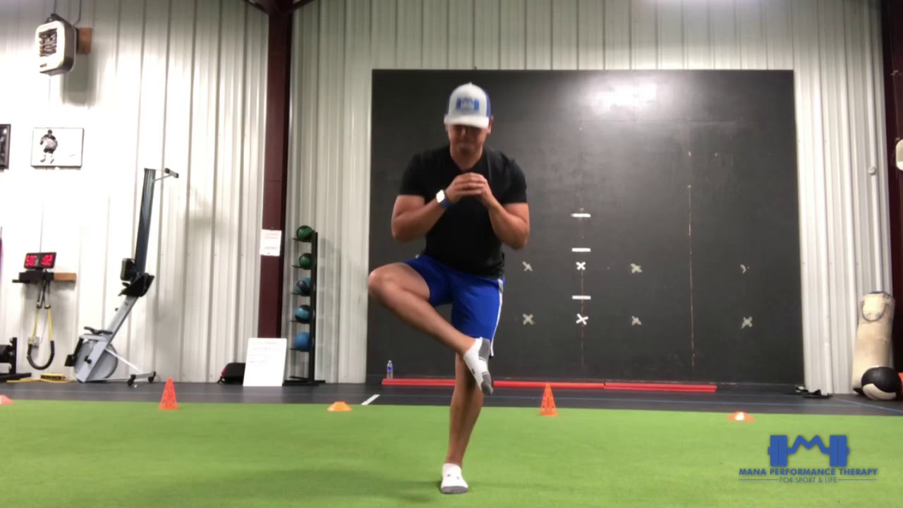 Figure 4 Squat - YouTube