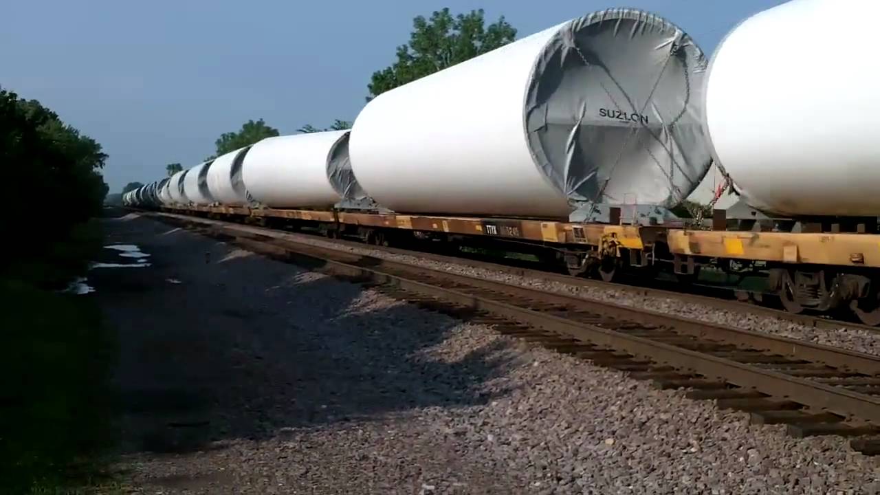 UP 7308 with Windmill Train at Glenview, IL - YouTube