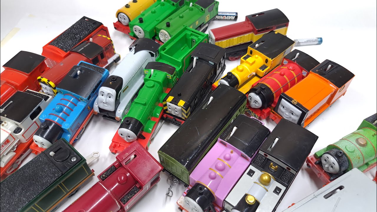 Trackmaster Unboxing trains Thomas, would you fix/repair it? - YouTube