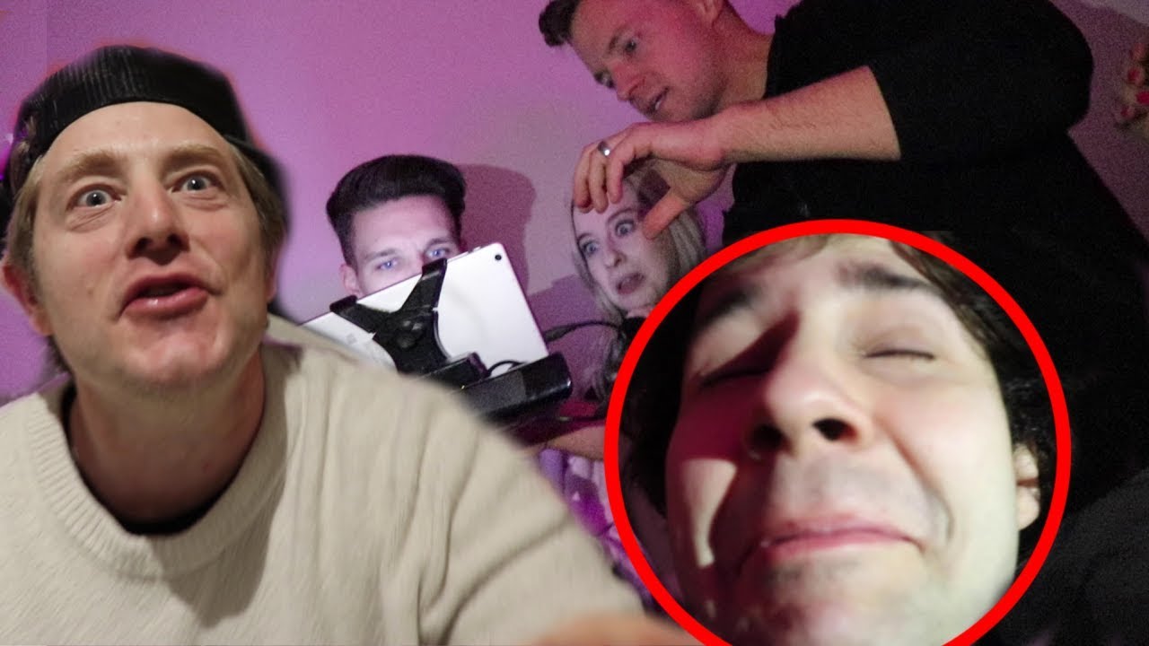 GHOST HUNTING WITH THE VLOG SQUAD!! - YouTube