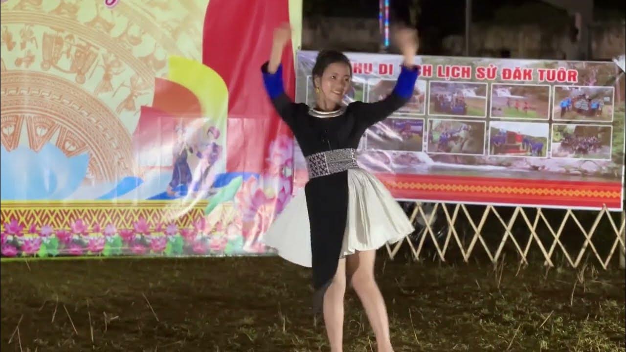 Daim Ntawv Xwm Meej Tsab By Deeda Thao - Nkauj Hmoob Dance - YouTube