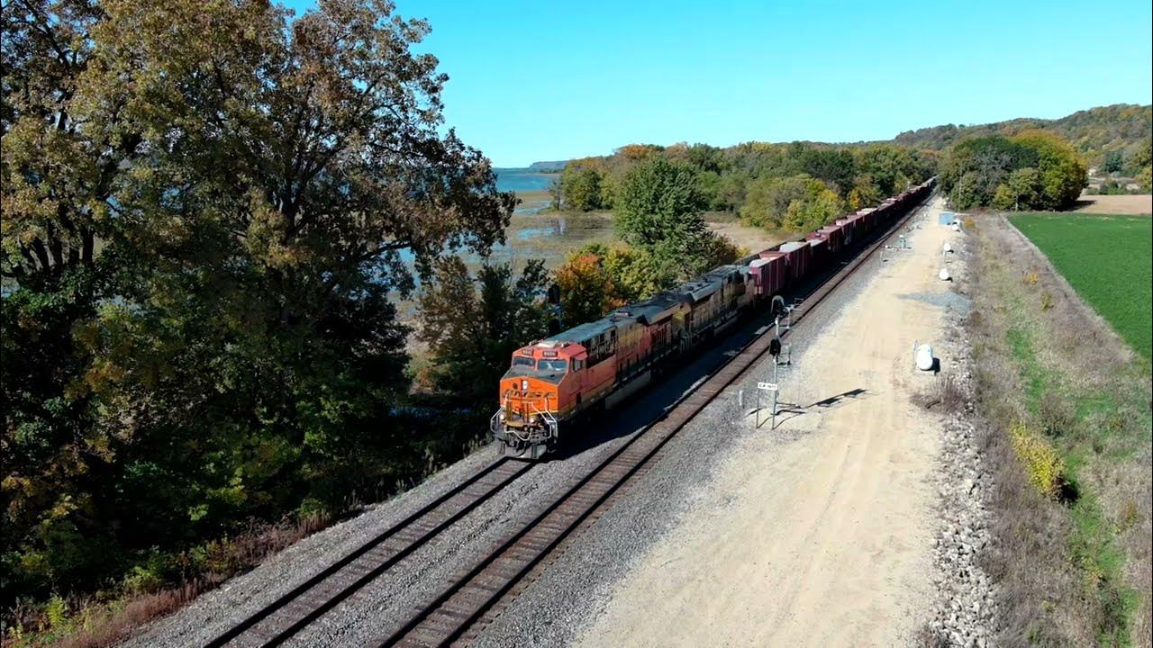 101522 BNSF 8034 - YouTube