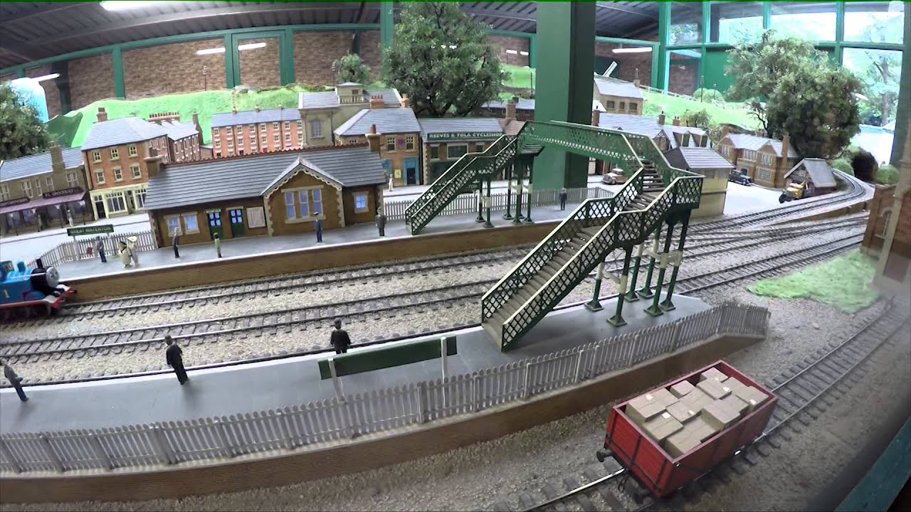 Discover Thomas Exhibition - Model Railway - Drayton Manor Theme Park ...
