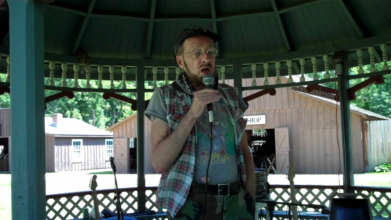 luther the jet - YouTube