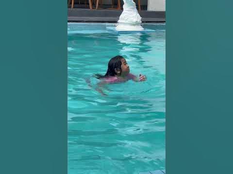 Kaka belajar renang - YouTube