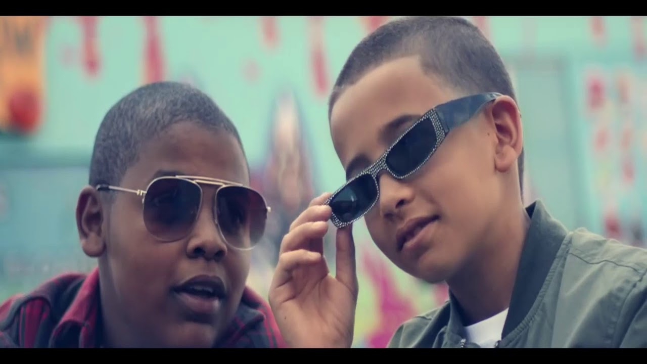 92 J Balvin Zion Lennox No Es Justo edit dvj pither - YouTube