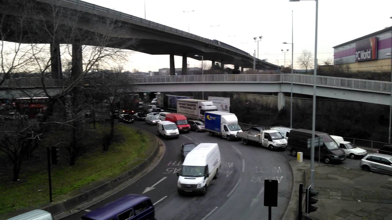 staples corner roundabout traffic - YouTube
