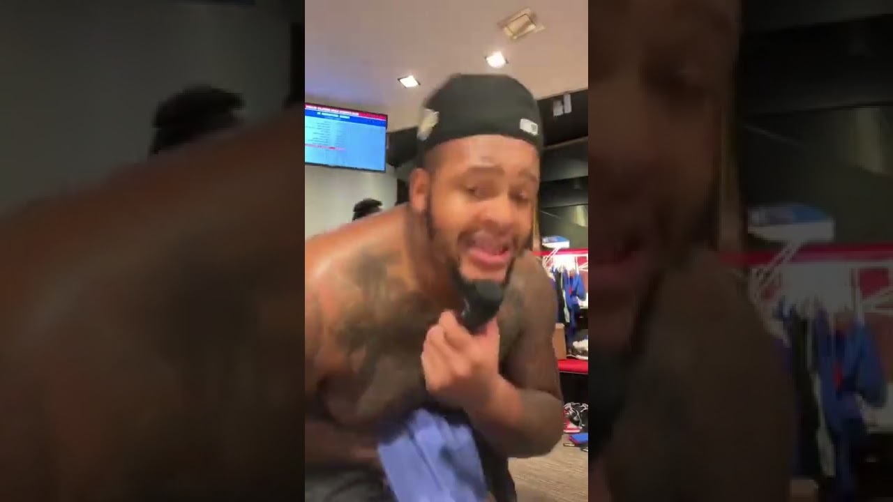 Buffalo Bills dancing to The Backstreet Boys - YouTube