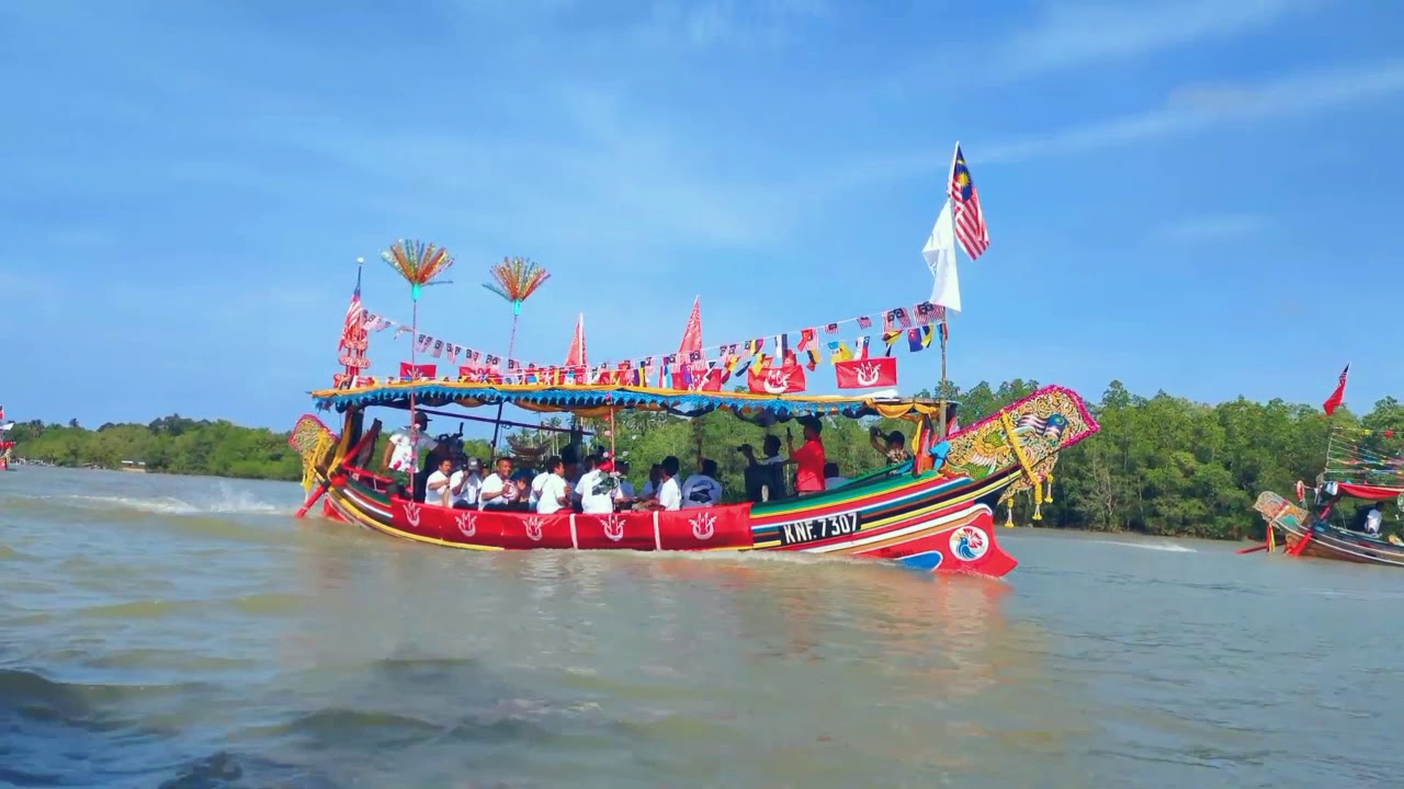 Hiasan Unik Perahu Kolek di Patani Selatan Thailand - YouTube