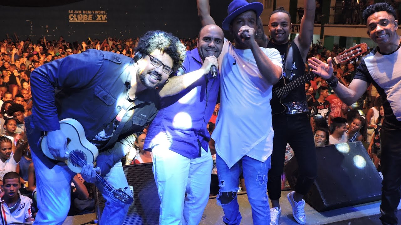 Rodrigo Oliver entrevista Fabio Beça, vocalista do Bom Gosto - YouTube