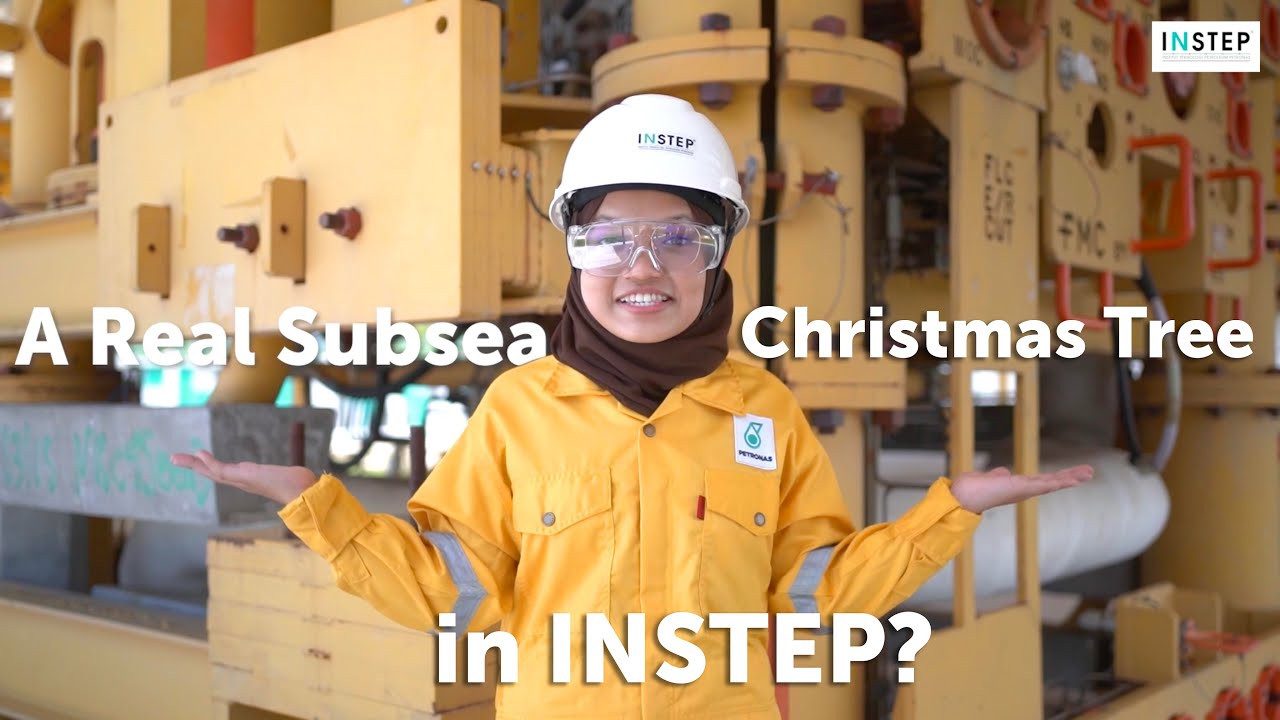42 Tonnes Real Subsea Christmas Tree in INSTEP?! #Exploration & Production Workshop - YouTube
