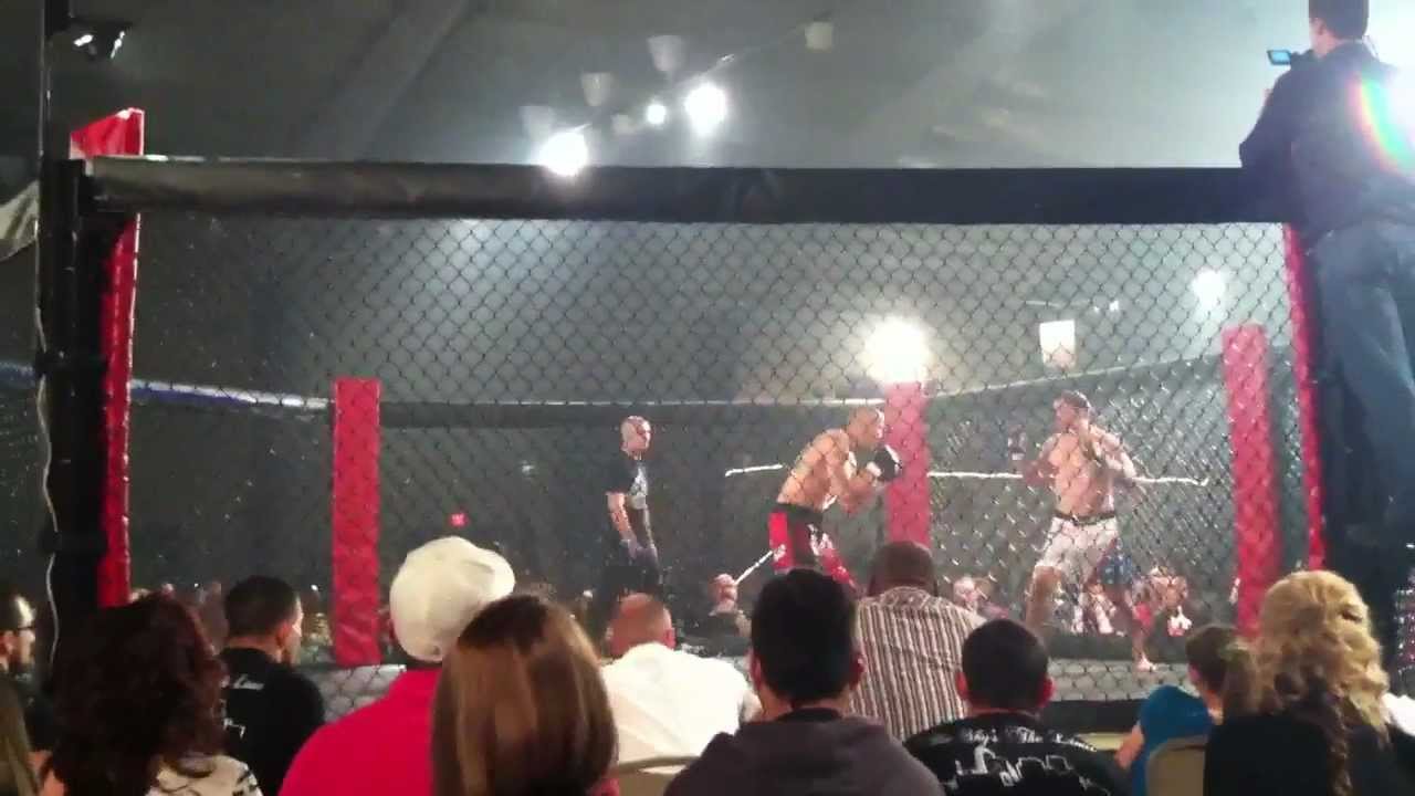 Cory Simpson vs Jeremy Castro - YouTube