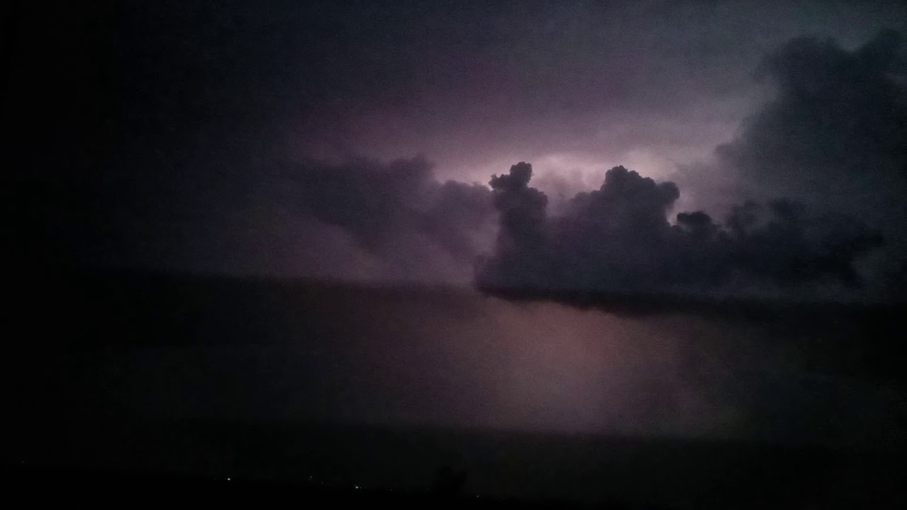 Sky Light Flashing Scenes at Night Time | Asmani Bijli | Sialkot ...