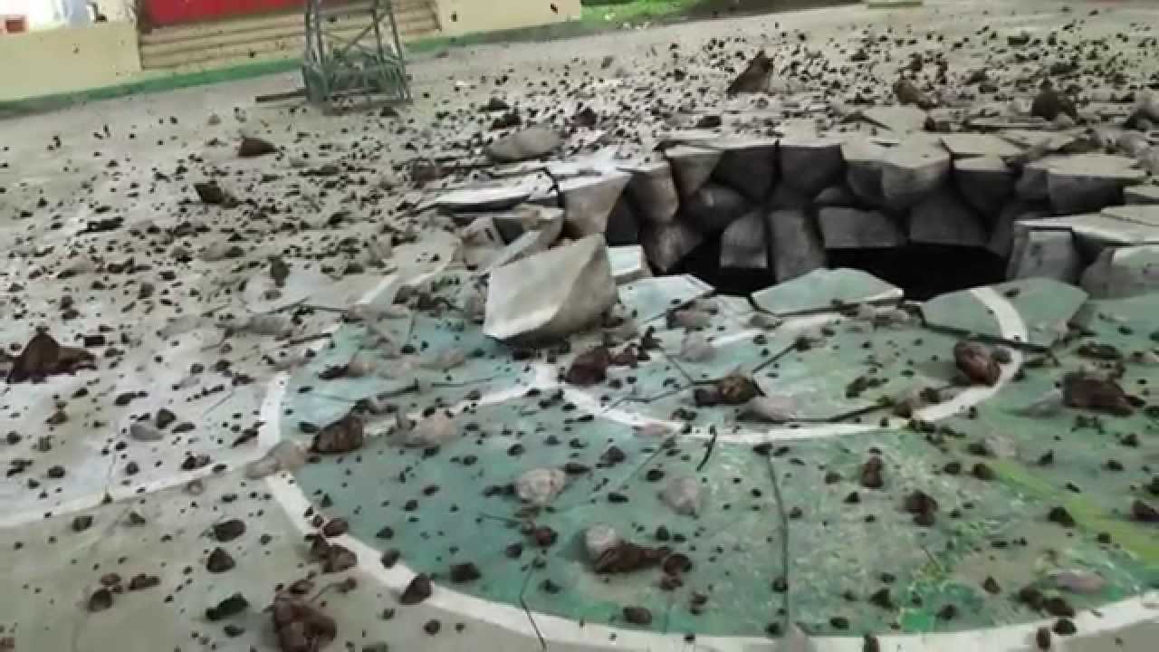Ground Explosion + VFX Breakdown - YouTube