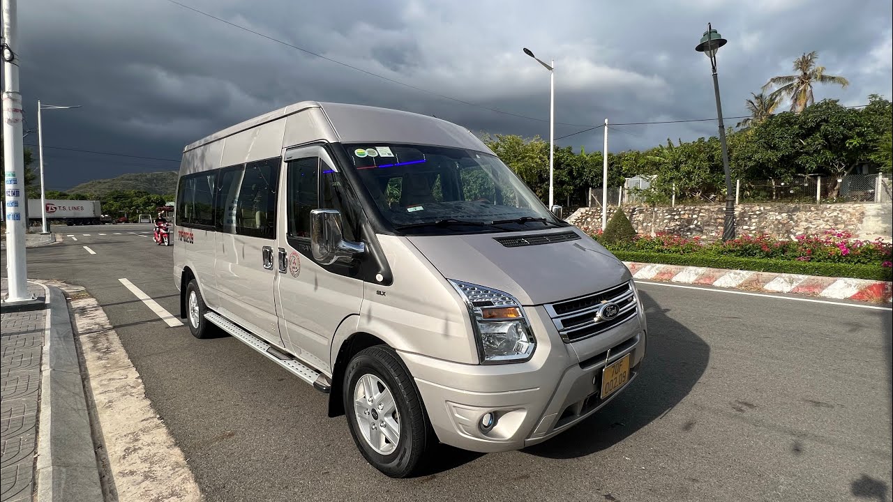 Ford Transit 2016 luxury xe đẹp , giá này tìm đâu ra / Lê Hải ôtô long ...