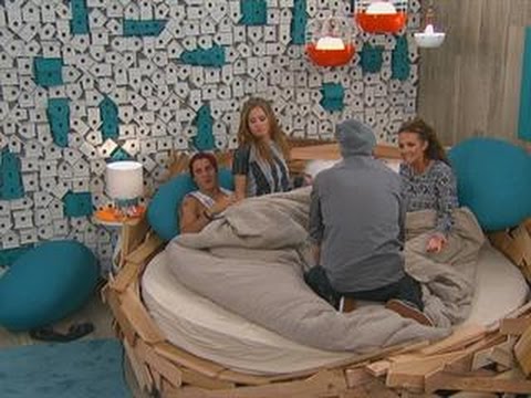 Big Brother - Amber's Booty Move - Live Feed Highlight