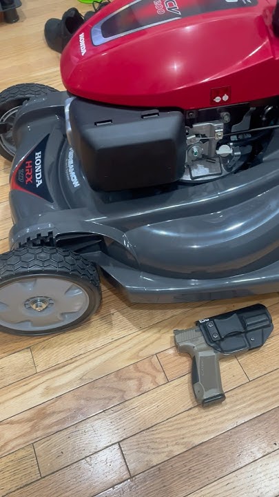 New toy alert #honda #lawnmower #landscape #business #lawncare #fyp #new #unboxing #review #lawn ...