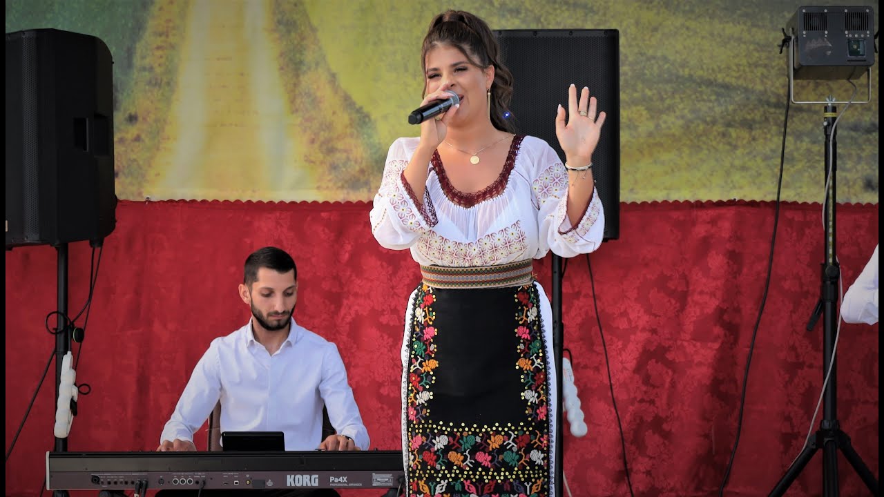 A doua parte spectacol "Floare de Margaritar" Recital Gianina David ...