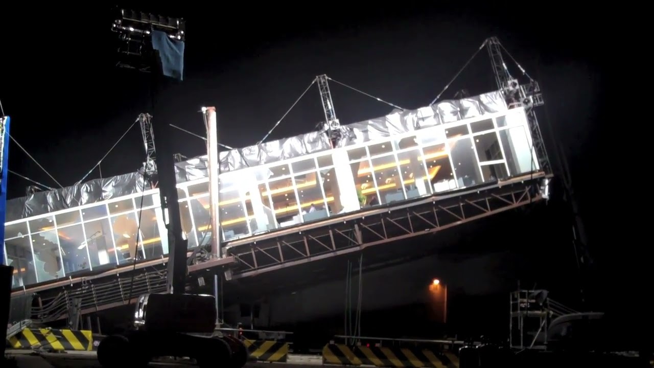 Transformers 3 Moving Platform Set - YouTube