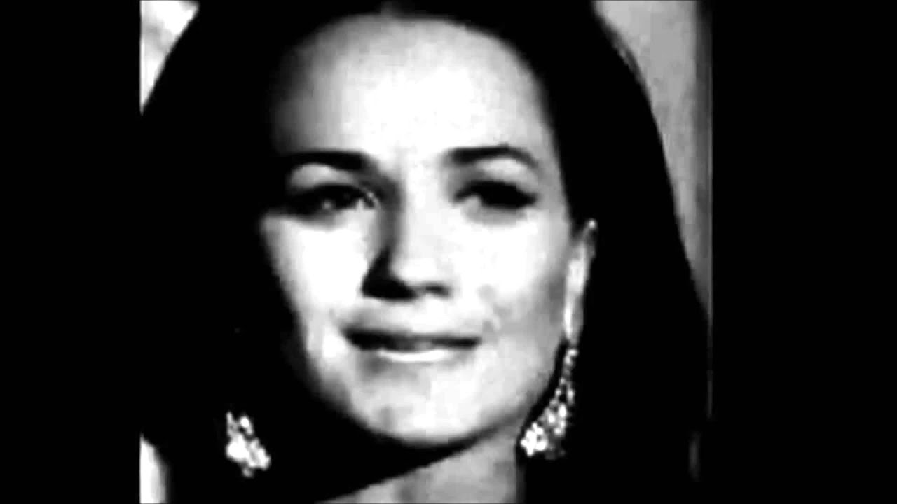ΤΑ ΧΕΡΙΑ ΤΗΣ ΝΤΡΟΠΗΣ.ΧΑΡΟΥΛΑ ΛΑΜΠΡΑΚΗ. - YouTube