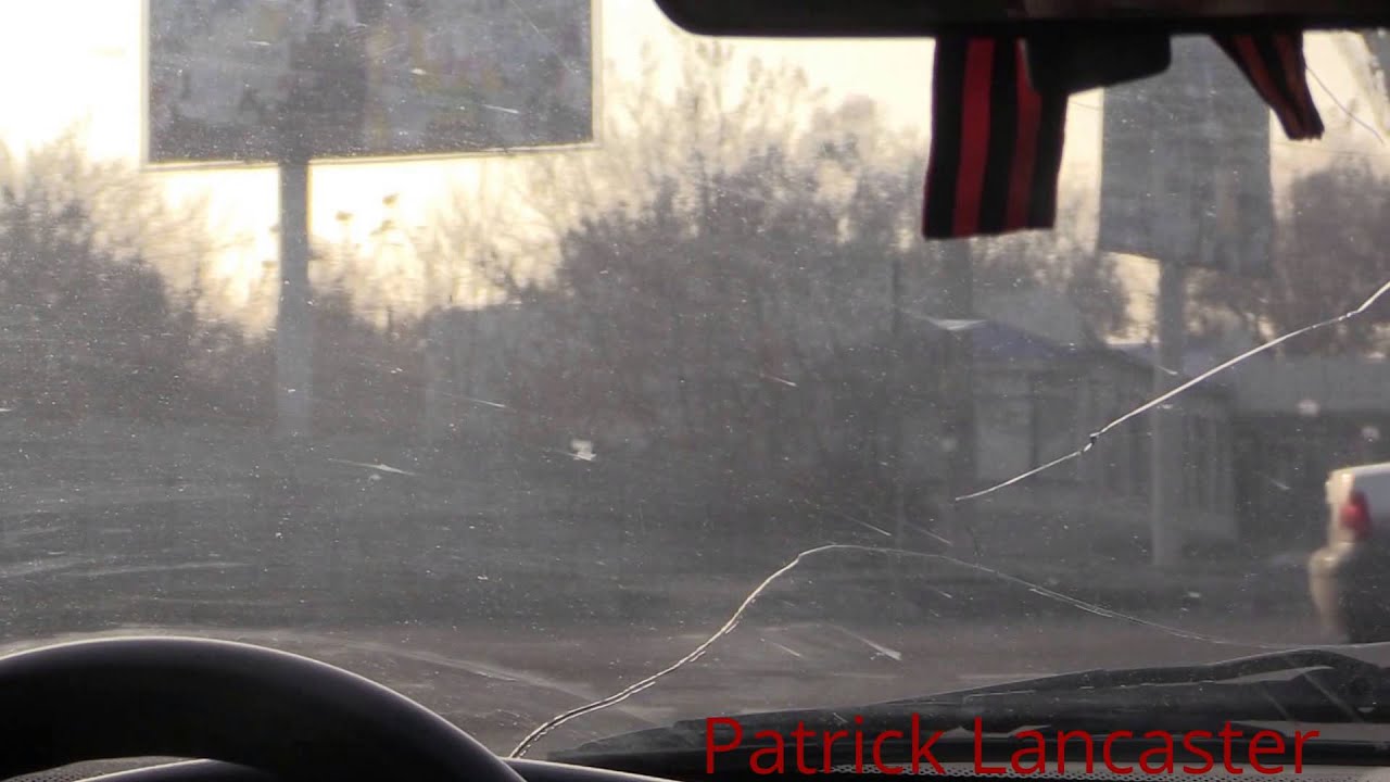 DNR Tanks moving in Donetsk DPR Ukraine - YouTube