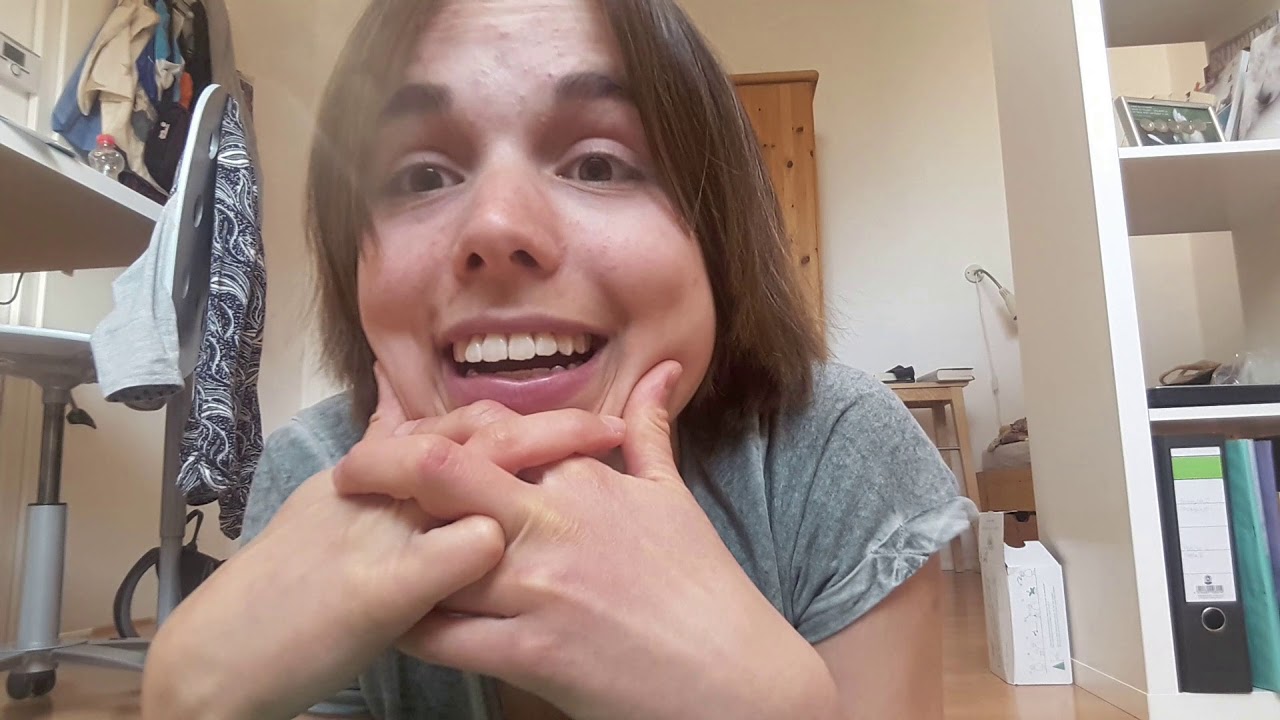 Joining Hanne Arts in Challenging former ED fears-What I eat - YouTube