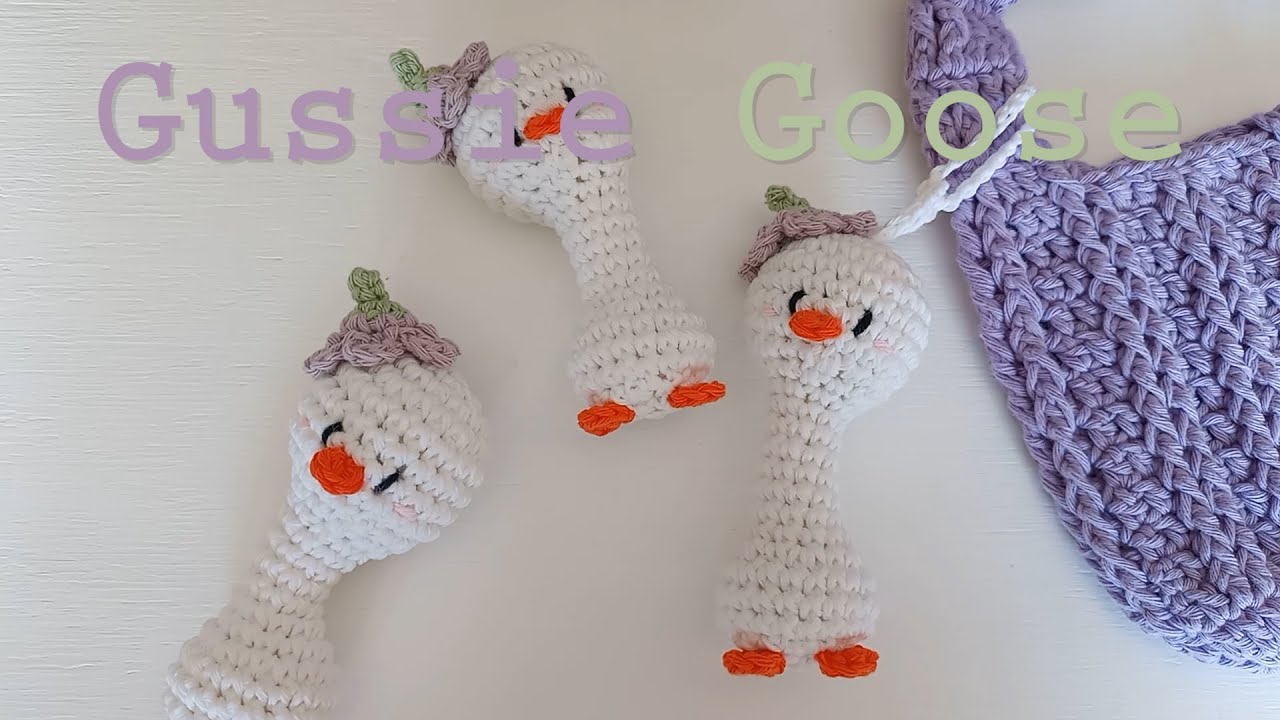 Crochet Gussie Goose Keychain Amigurumi Pattern - YouTube