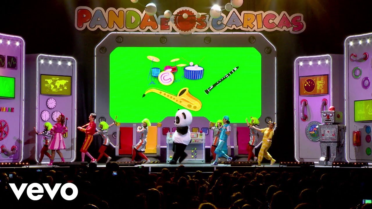 Panda e Os Caricas - A Minha Família (Live From Campo Pequeno, Lisboa ...