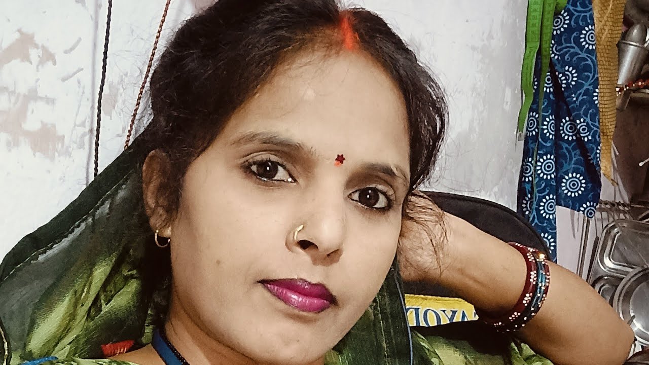 Mansi rajput .125 is live live me swagat hai - YouTube