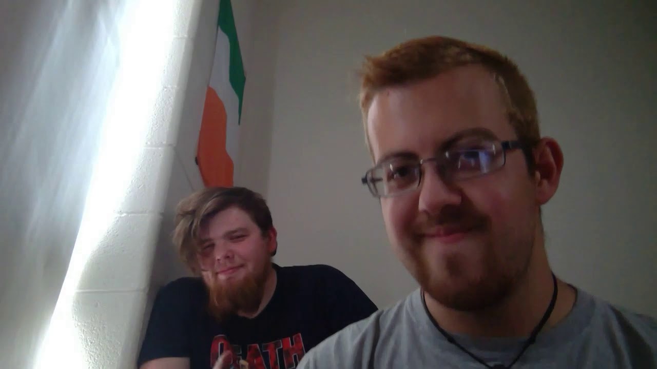 REACTING to "Shrek is Tired (Shrek Parody)" by Rigamarole - YouTube