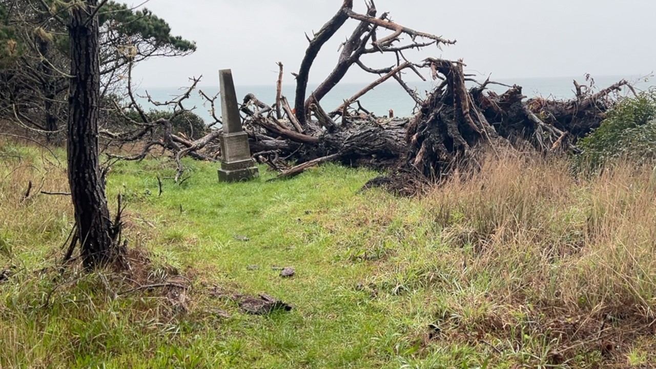 Fisk Mill Cemetery at Gorgeous Salt Point State Park! - YouTube