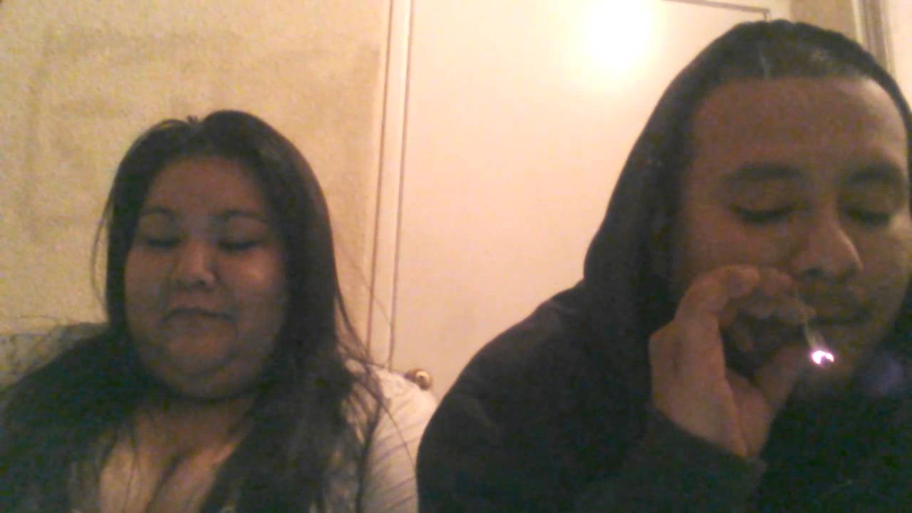 Two stoners smoking a blunt covered in wax - YouTube