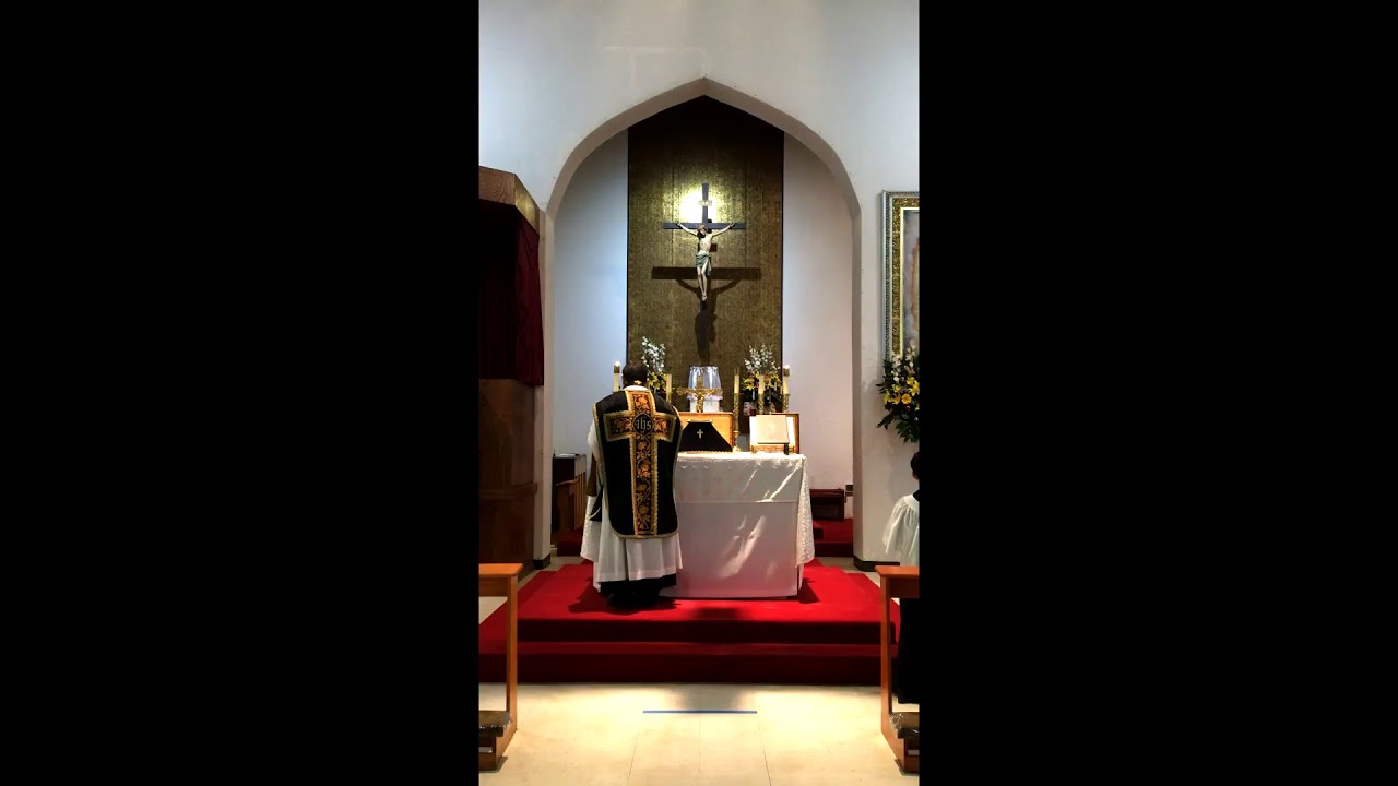Requiem Mass (TLM) - YouTube