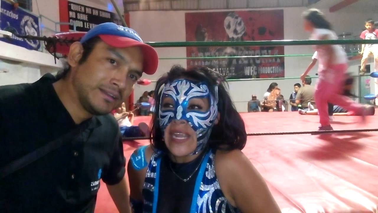 GUERRERA ISIS EN ARENA VICTORIA - YouTube