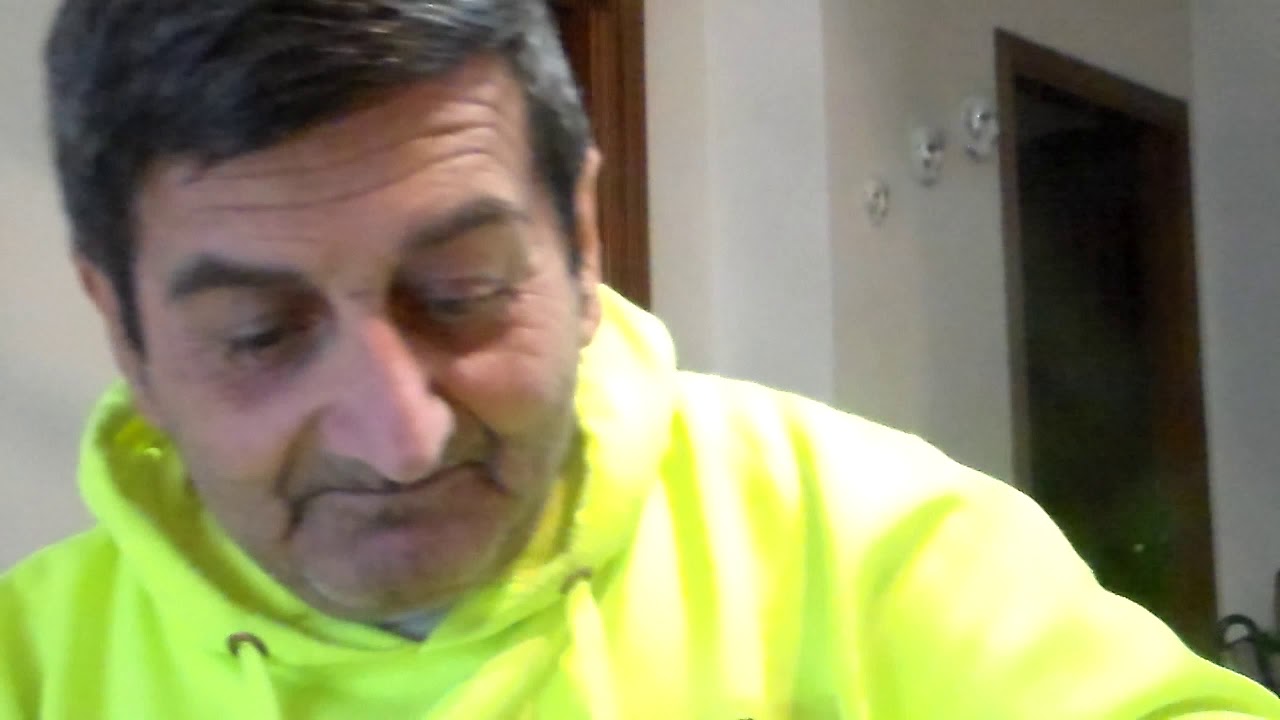 Rose rosse. Massimo Ranieri. Performed by Gilberto Gattucci. - YouTube