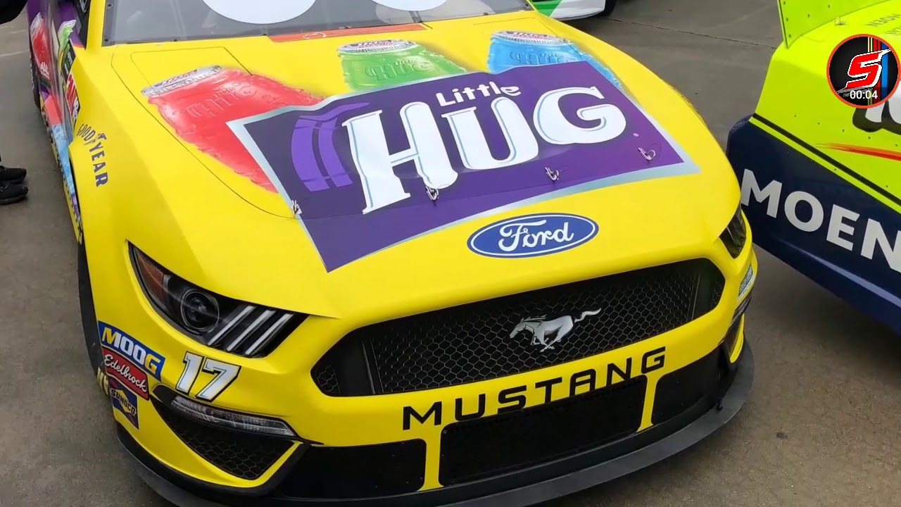 Ricky Stenhouse Jr's 2019 #17 Little HUG's Paint Scheme - YouTube