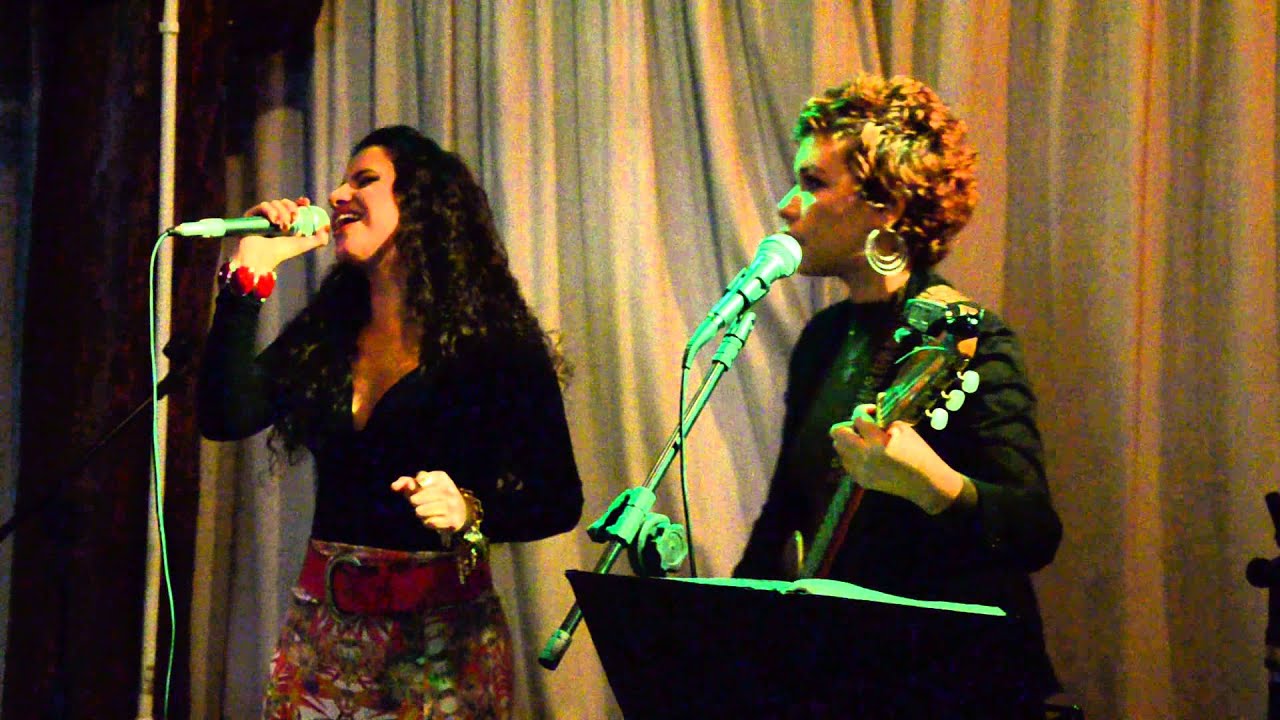 Lili Fernandes e Jana Figarella 'Bem que se quis' - YouTube