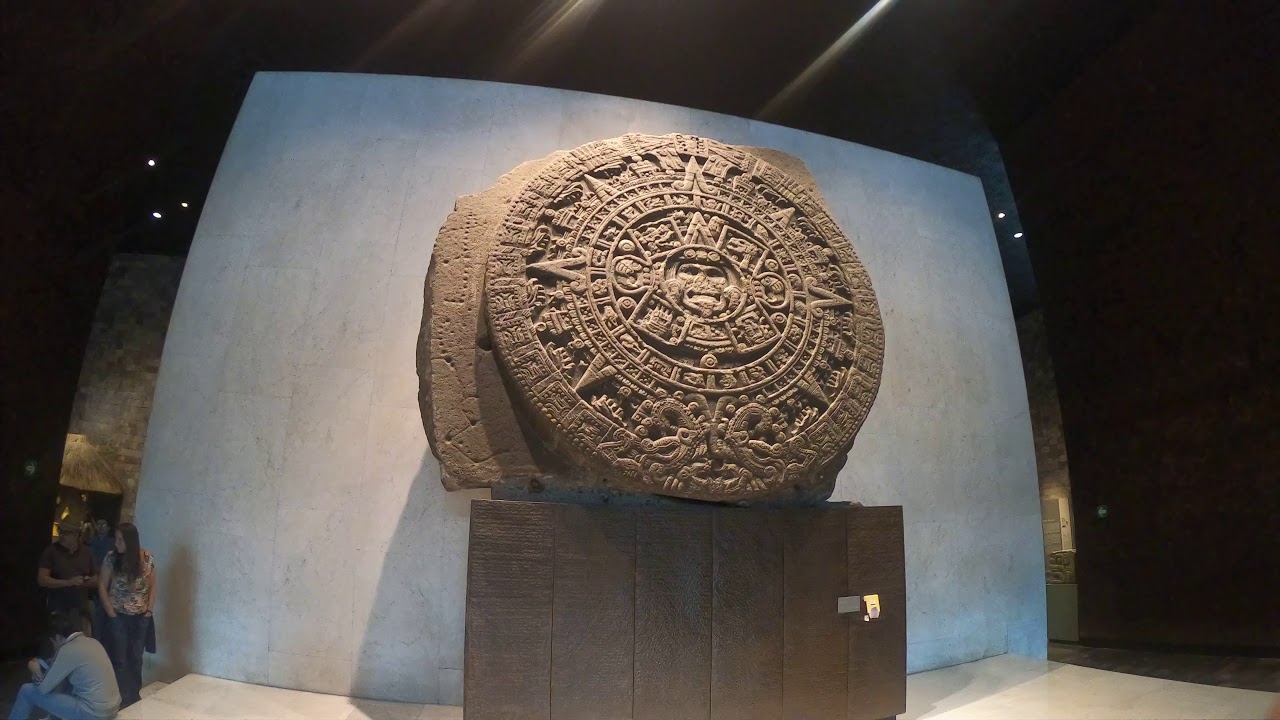 Aztec Sun Stone (Piedra del Sol - Calendario Azteca) - Museo ...