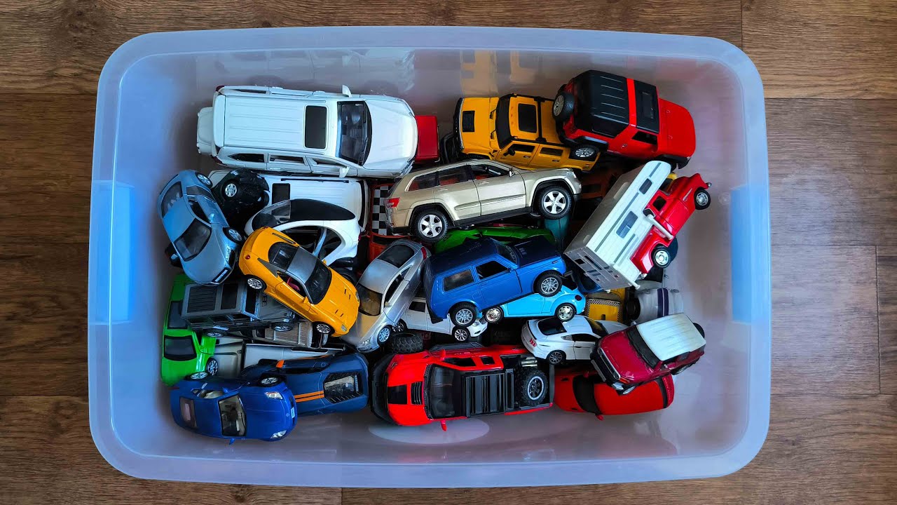 Box Full of Cars: Toyota, Jeep, Ferrari, Niva, Nissan, Audi, Hummer and ...