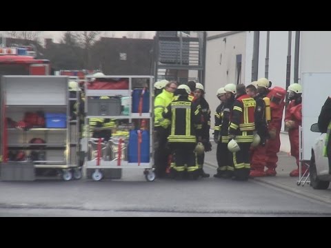 Brand bei Chemiegroßhändler Azelis in Sankt Augustin-Buisdorf am 16.12.2014